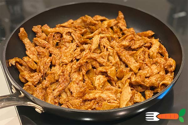 Vegansk kylling - Opskrift på FANTASTISK vegansk pulled chicken